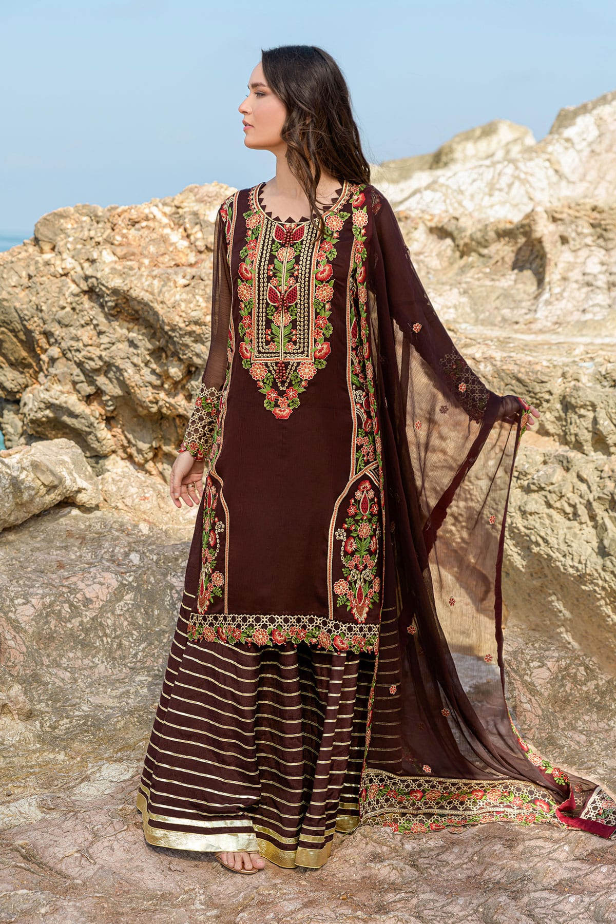 KAIRAH – Woven Palace